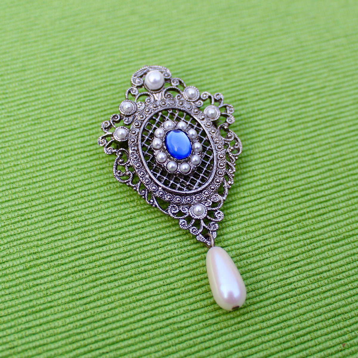 Silver Blue and Pearl Regency Drop Brooch – Audra's Brooches